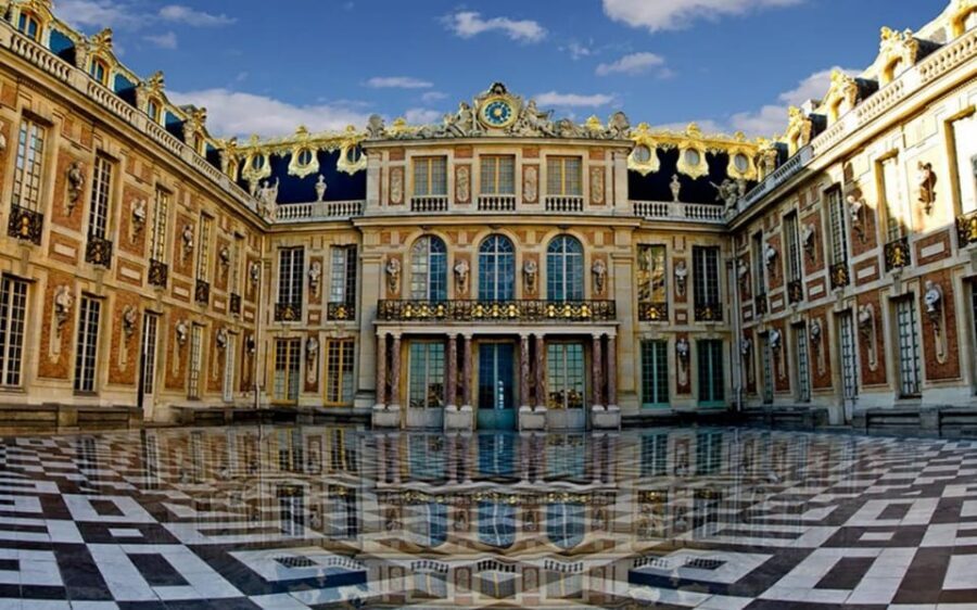 Versailles: Private Family Tour of Palace + Reserved Entry - The Pros and Cons Based on Actual Traveller Feedback