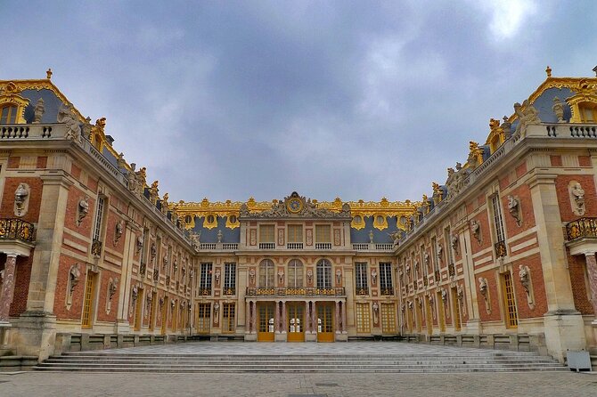 Versailles Tour of Palace Guided Tour - Key Points