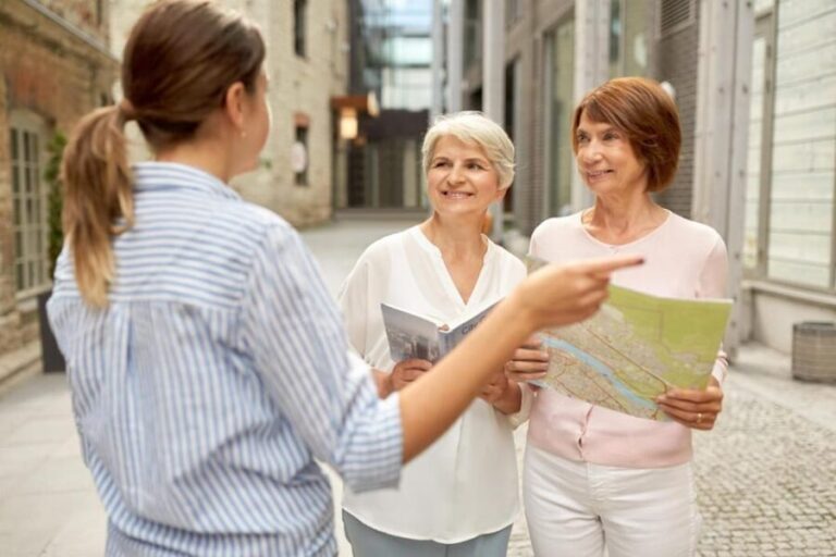 Vevey: Express Walk with a Local in 60 minutes - Insider Tips and Recommendations