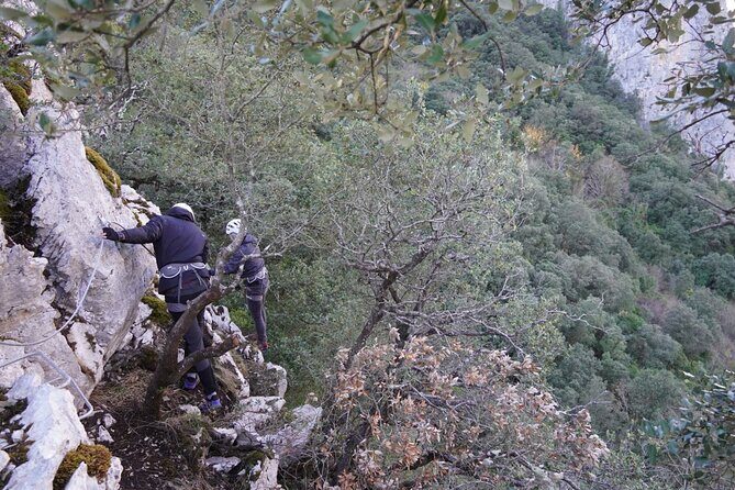Via ferrata Stairway to heaven in La Hermida - The Itinerary in Detail