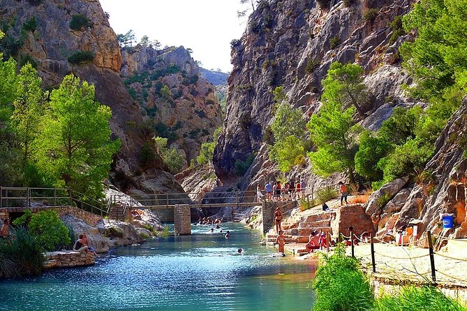 Via Verde Cretes - Pinell de Brai 27km (90% dec. 10% flat) - Key Points