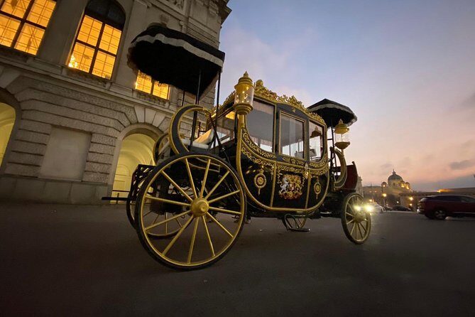 Vienna: 60 min. Imperial E-Carriage Sightseeing Tour with Drinks - The Value of This Tour