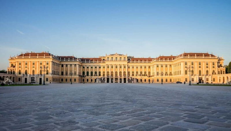 Vienna: EasyCityPass with Public Transportation & Discounts - Navigating the Transportation and Attraction Choices