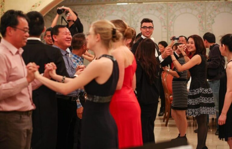 Vienna: Festive Season and New Year's Eve Waltz Workshop - The Heart of Vienna’s Dance and Festive Traditions