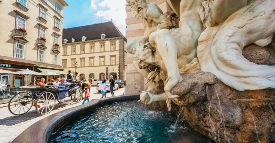 Vienna: Guided Walking Tour of City Center Highlights - What to Expect: Highlights and Hidden Corners