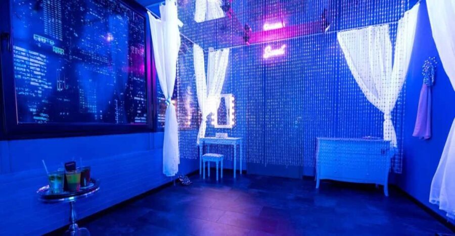 Vienna: Scavenger Escape Room Experience: Gangsta's Cage - The Value and Who Its For