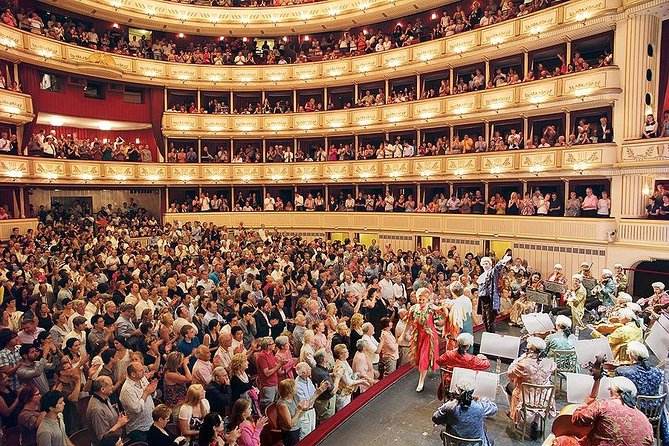 Vienna State Opera House Mozart Concert in Historical Costumes - Key Points