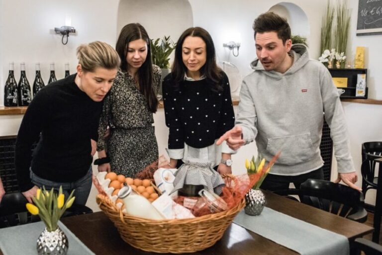 Vienna: Traditional Kaiserschmarrn Cooking Class & Tasting - The Group & Logistics
