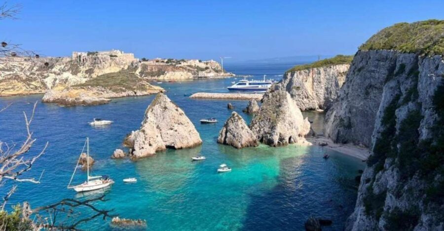 Vieste - Tremiti Islands: private tour by dinghy - Why Choose a Private Dinghy?