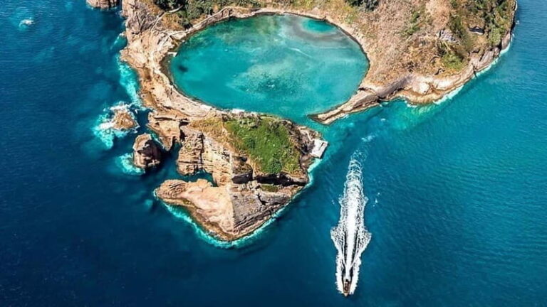 Vila Franca Islet: Biologist Guided Boat Around Eco Tour - The Itinerary (Detailed Breakdown)