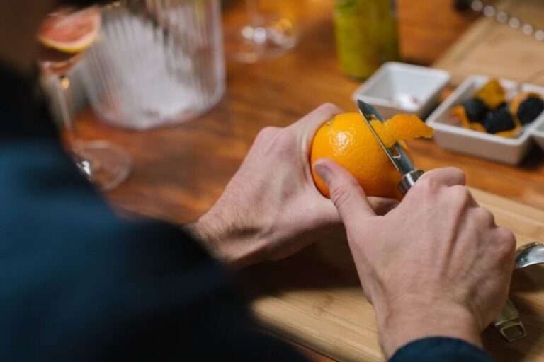 Vila Nova de Gaia: Cocktail Making Workshop - What You Can Expect
