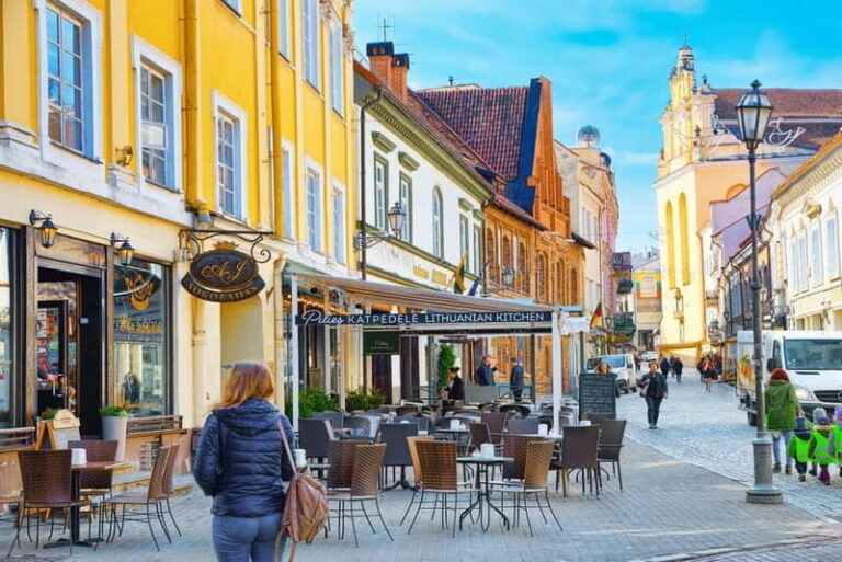Vilnius: Capture the most Photogenic Spots with a Local - Breakdown of the Itinerary