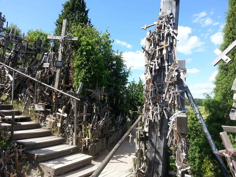 Vilnius: Hill of Crosses, Rundale Palace, Bauska Castle Trip - An In-Depth Look at the Itinerary