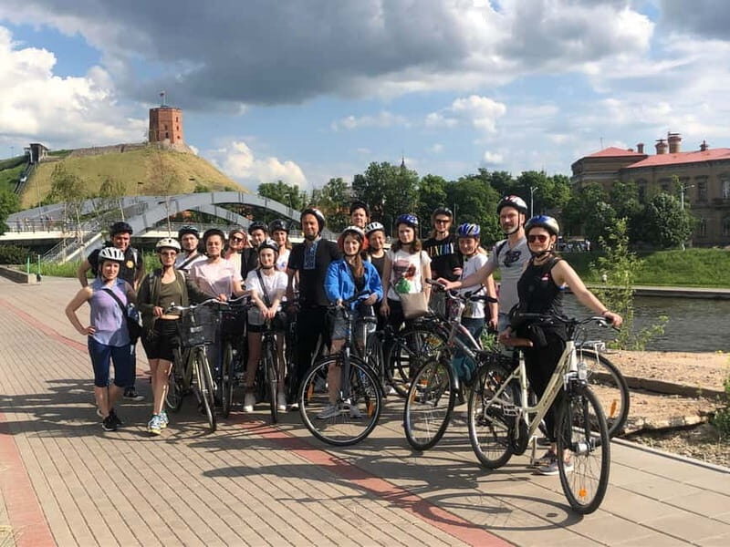 Vilnius: Private City Bike Tour of Vilnius Highlights - The Itinerary in Detail
