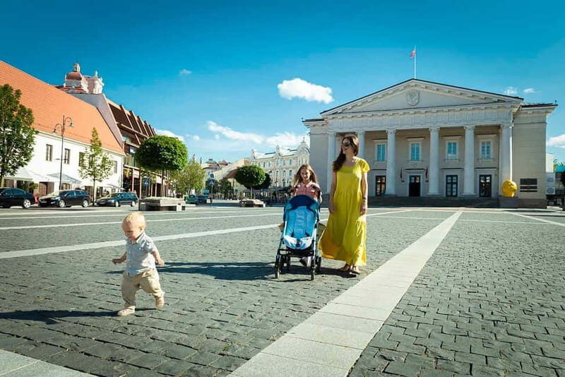 Vilnius Private Photoshoot Tour - Key Points
