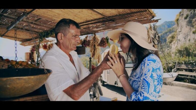 Vintage tour: through the alleyways of the Coast - Who Should Consider This Tour?