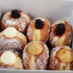 VIP British Food Tour - Passing Historic Landmarks
