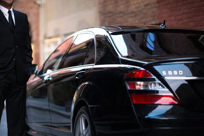 VIP Limo Transfers From & To Santorini Port - Key Points