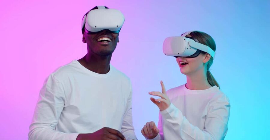 Virtual Reality Escape Game in Lyon: Alice in Wonderland - Who Will Love This Experience?