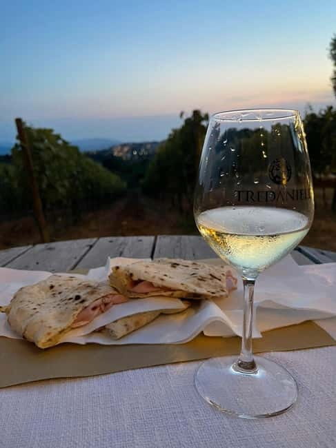 Visit a village by e-bike and taste the excellent wine - Practical Details and Value