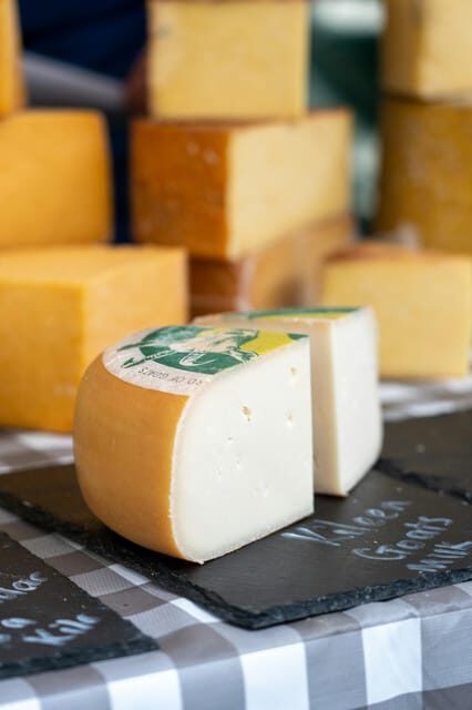 Visit family farm and enjoy cheese degustation - The Experience: From Farm to Table