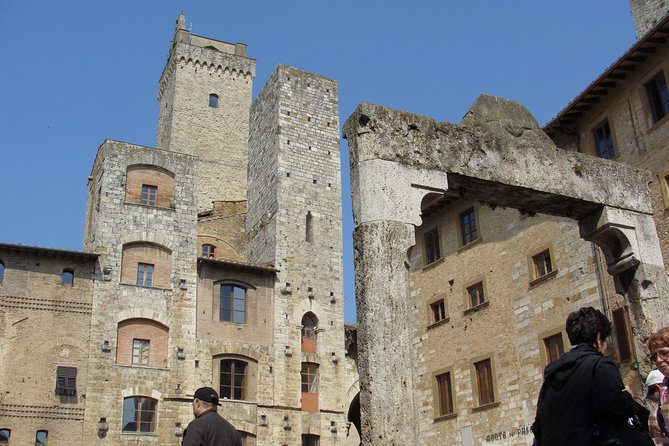 Visit of San Gimignano with local expert guide - Exploring San Gimignano with a Local Expert Guide: A Practical Review