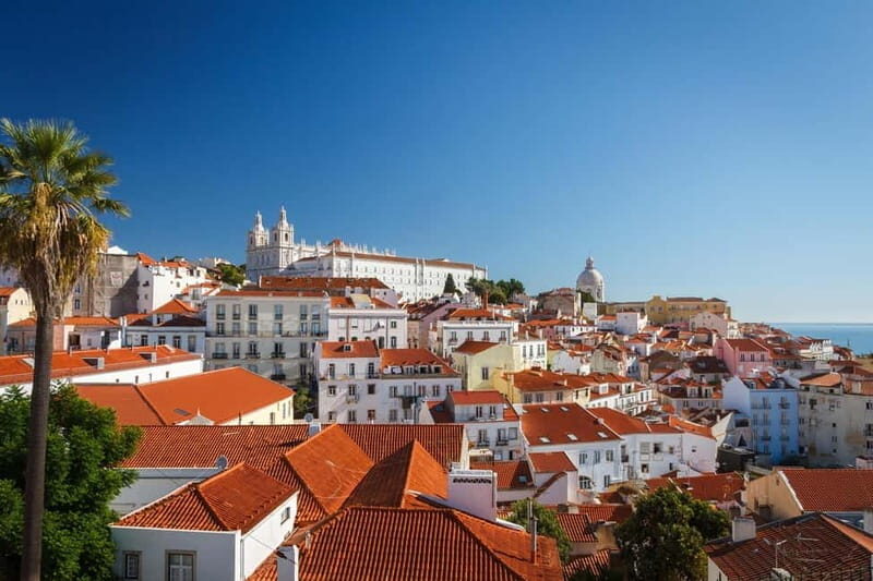 Visit the Alfama and Graça neighborhoods in a small group! - An In-Depth Look at the Tour Experience