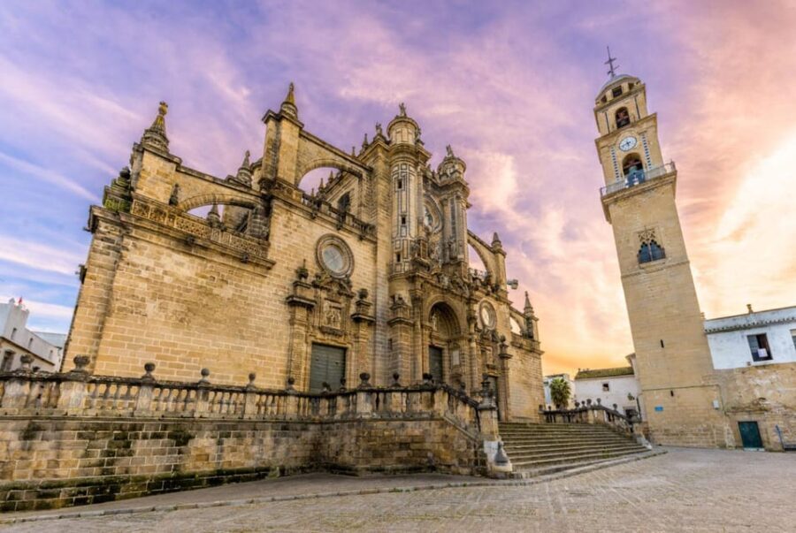 Visit to the Cathedral of Jerez and the Church of San Miguel - San Miguel Church: Artistic and Architectural Marvel
