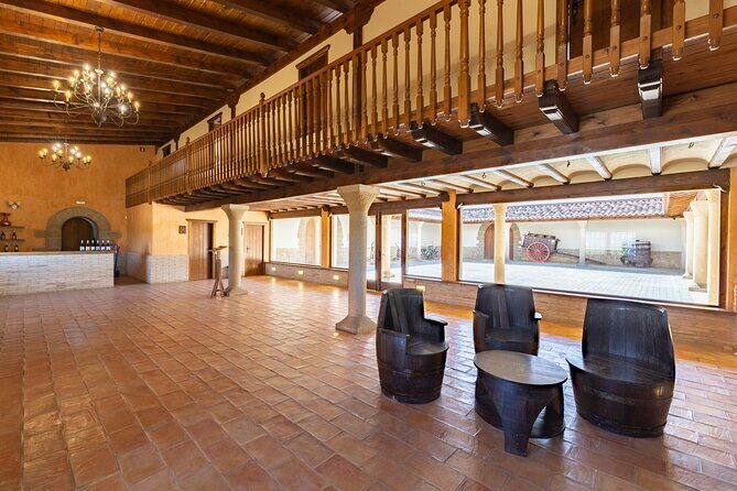 Visit to the Winery with Wine Tasting and Appetizers in Navarra - The Tasting Session and Appetizers