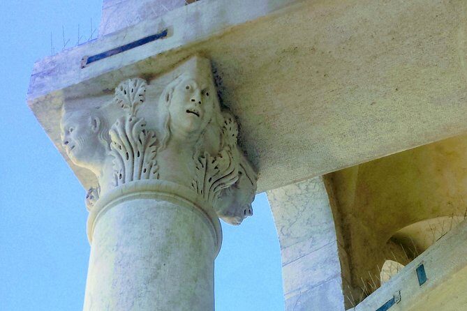 Visit with an authorized guide the Plaza de la Catedral and all its monuments - Who Will Love This Tour?