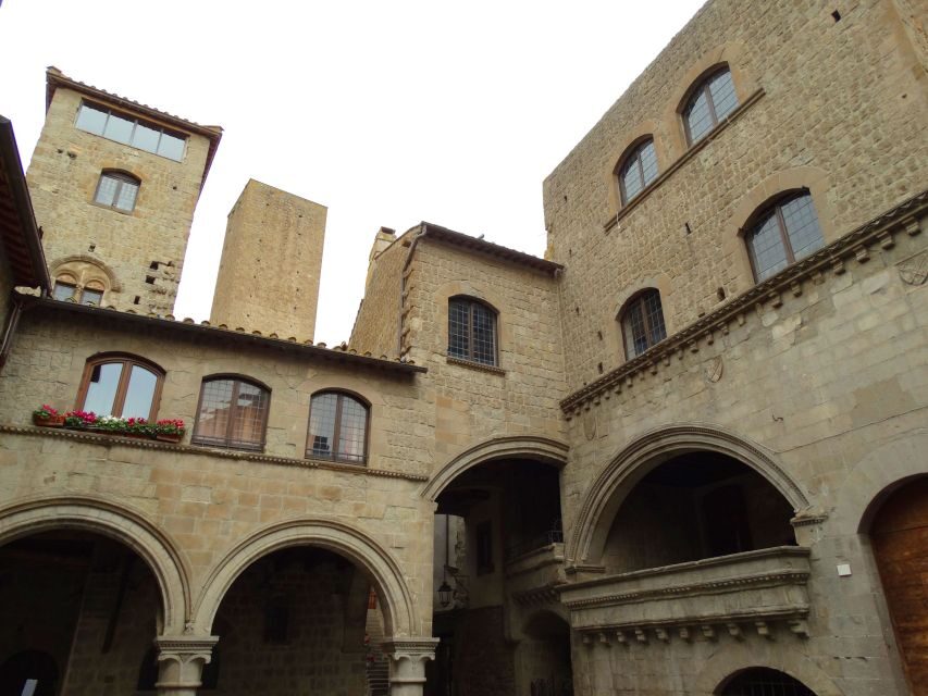 Viterbo private tour: Guided Historic Walking Tour - Exploring the Architectural Marvels