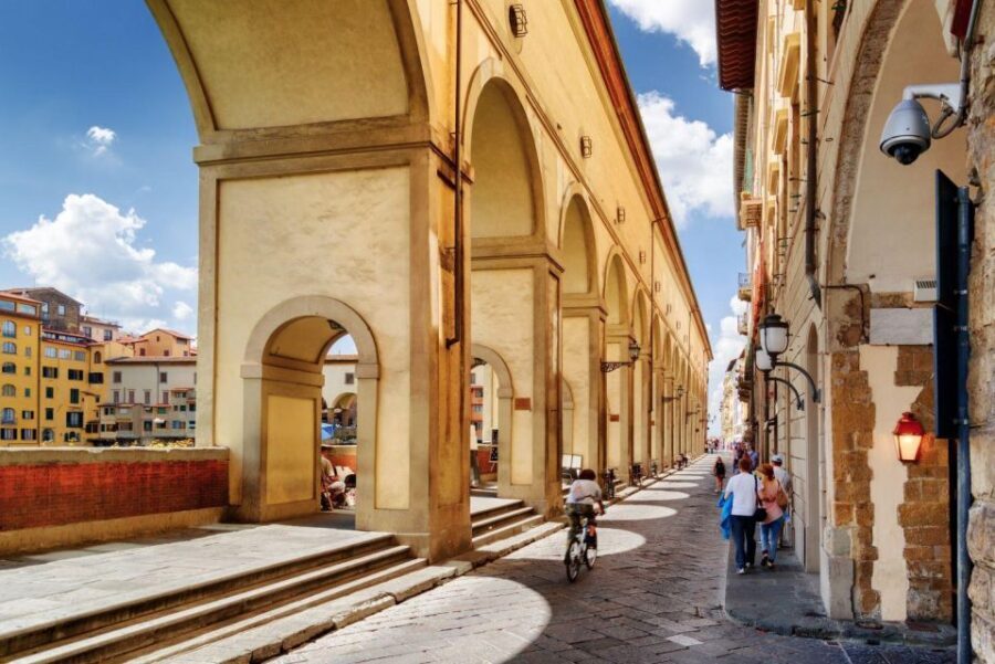 Walking Florence: Medici Chapels, Ponte Vecchio, and Duomo - Practical Aspects & What to Expect