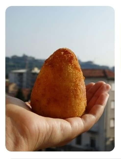 Walking Through Catania: Streets, Sights and Sicilian Bites - What to Expect at Each Stop