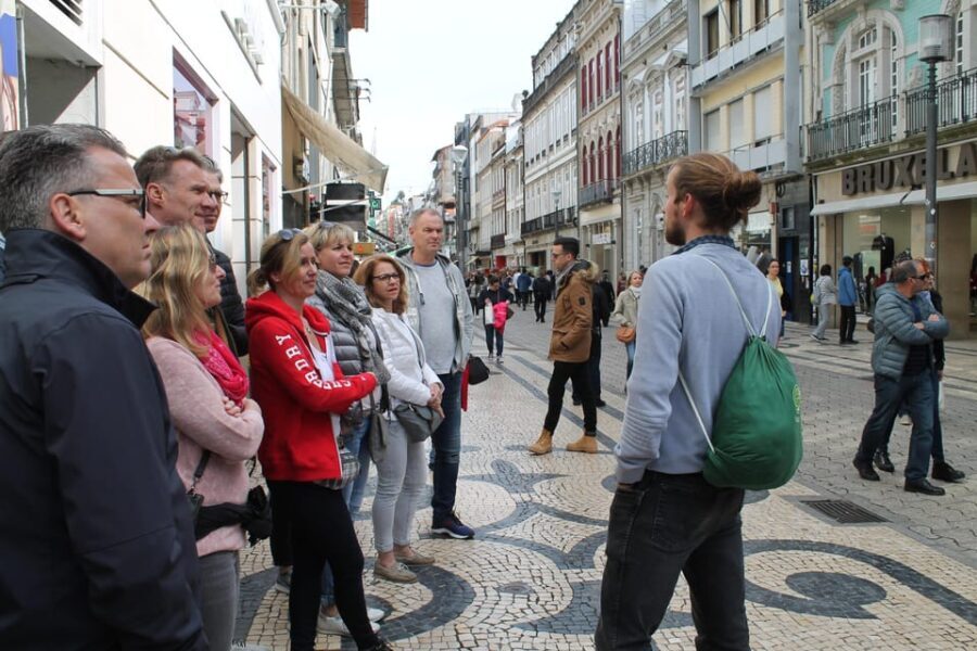 Walking tour discover Porto's center in German (max. 12 pax) - Main Sights with Depth and Stories