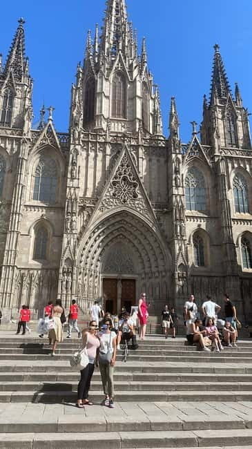 Walking Tour Gothic Quarter & Historic Center of Barcelona - Deep Dive into the Key Landmarks