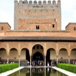 Walking tour in Alhambra, Nasrid Palaces and Generalife - Authentic Traveler Perspectives