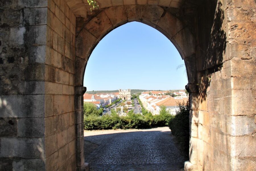 Walking Tour in Vila Viçosa - Detailed Breakdown of the Itinerary