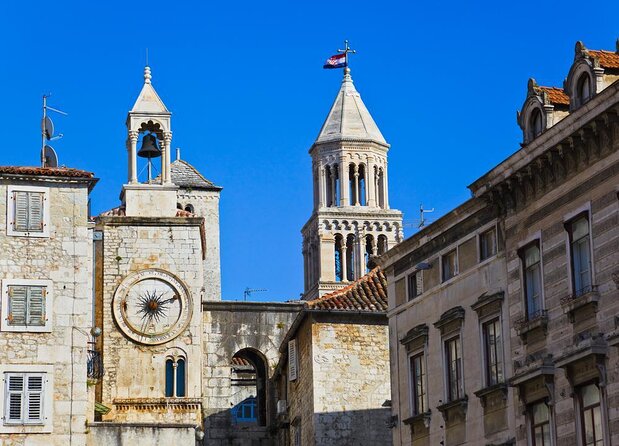 Walking tour of Diocletian's Palace in Split - Key Points
