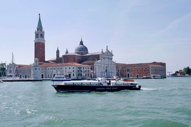 Walking Tour of Venice with Mini Cruise - The Pros of This Tour