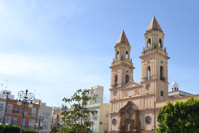 Walking Tour through Cádiz: Stories from the hand of a local guide - Key Points