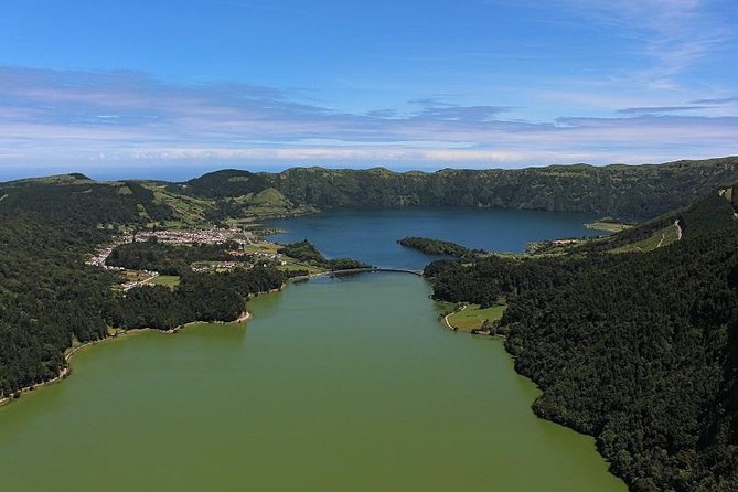 Walking trail, Tasting session and Kayaking - Discovering São Miguel’s Natural Wonders on a Guided Walking and Kayaking Tour
