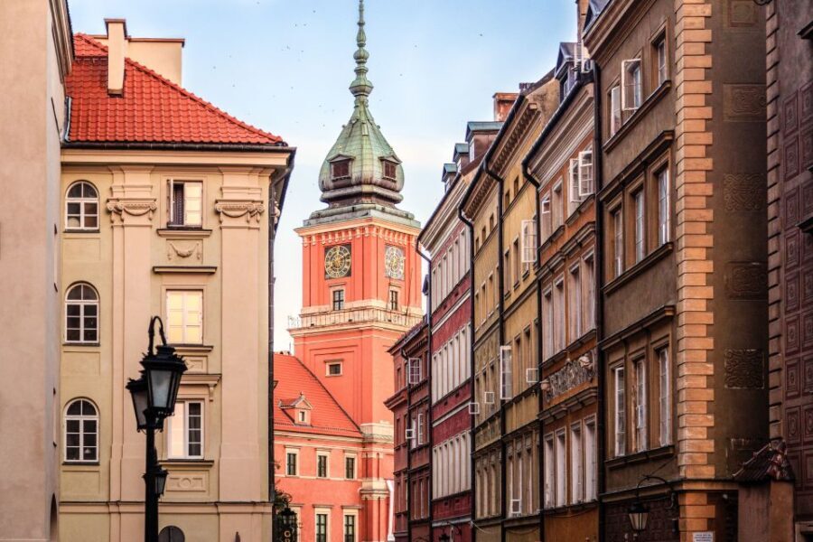Warsaw: Private 3-Hour Sightseeing Tour by Car with Pickup - Deep Dive into the Itinerary