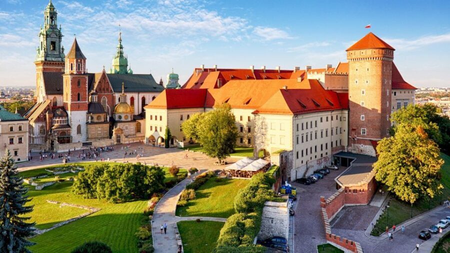 Wawel Hill Tour with Audio Guide - Detailed Breakdown of the Tour Stops