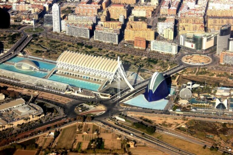 Welcome to Valencia: Private Tour with a Local Host - What You’ll Learn & Experience