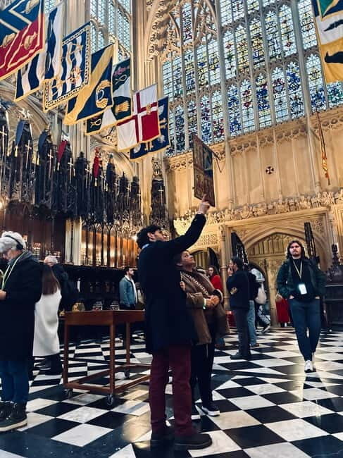 Westminster Abbey Tour with Changing of the Guard and Royal Palaces - Exploring the Itinerary: A Detailed Breakdown