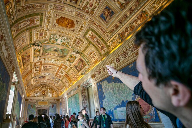 Wheelchair Accessible Sistine Chapel & Vatican Private Tour for Disable Visitors - Accessibility and Comfort: What Travelers Should Know