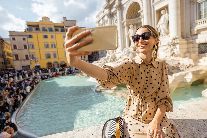 When in Rome Small Group Walking Tour - Key Points