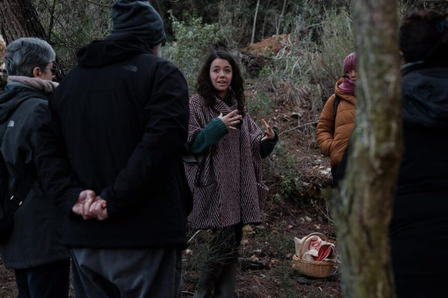 Wild walk: discover the local wild flora - What’s included, and what’s not