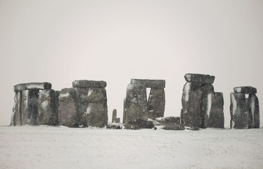 Windsor, Bath, Stonehenge & Salisbury with Christmas Lunch - An In-Depth Look at the Itinerary