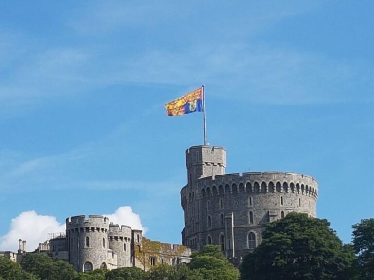 Windsor Castle & Hampton Court Palace VIP Black Taxi Tour - How Does the Pricing Reflect the Experience?